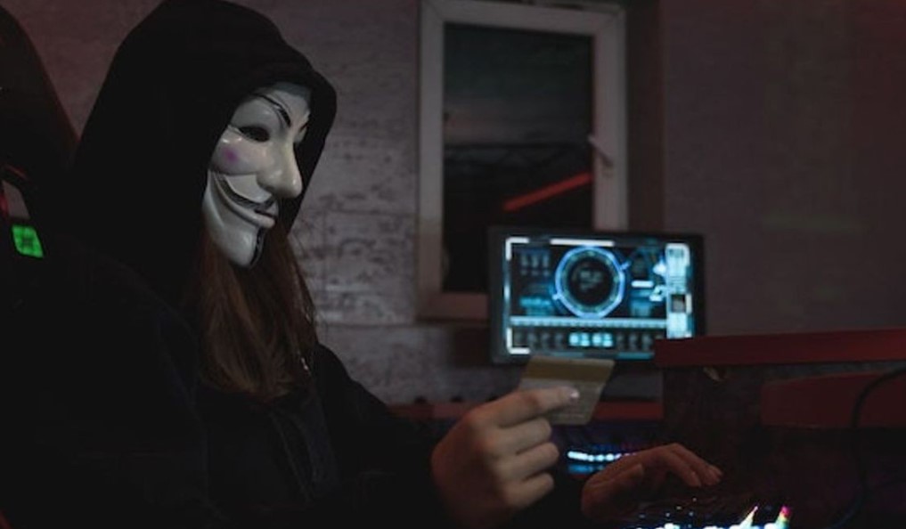 6 Langkah Aman Bermain Game Online dari Ancaman Hacker