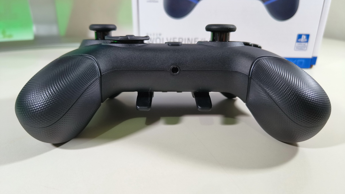[REVIEW] Razer Wolverine V2 Pro, Controller Asyik untuk PS5 dan PC ...